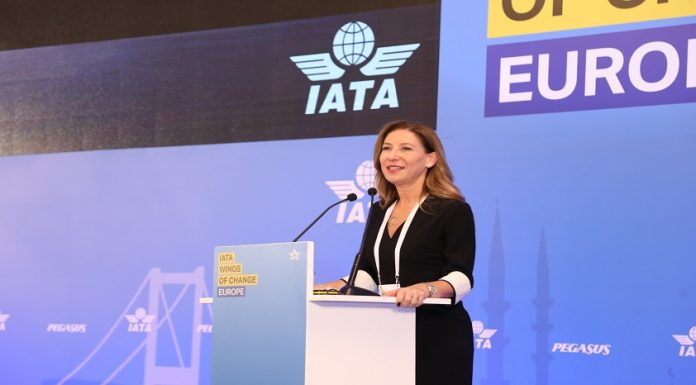 Güliz Öztürk, “Türkiye’nin En Güçlü 50 Kadın CEO’su” listesine girdi ... Güliz Öztürk, “Türkiye’nin En Güçlü 50 Kadın CEO’su” listesine girdi ...